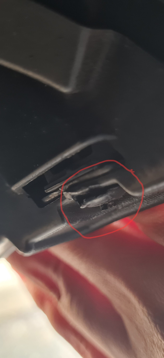 2018 Prius - Rear bumper cover removal - unknown fastener in wheel well! Please help! | PriusChat